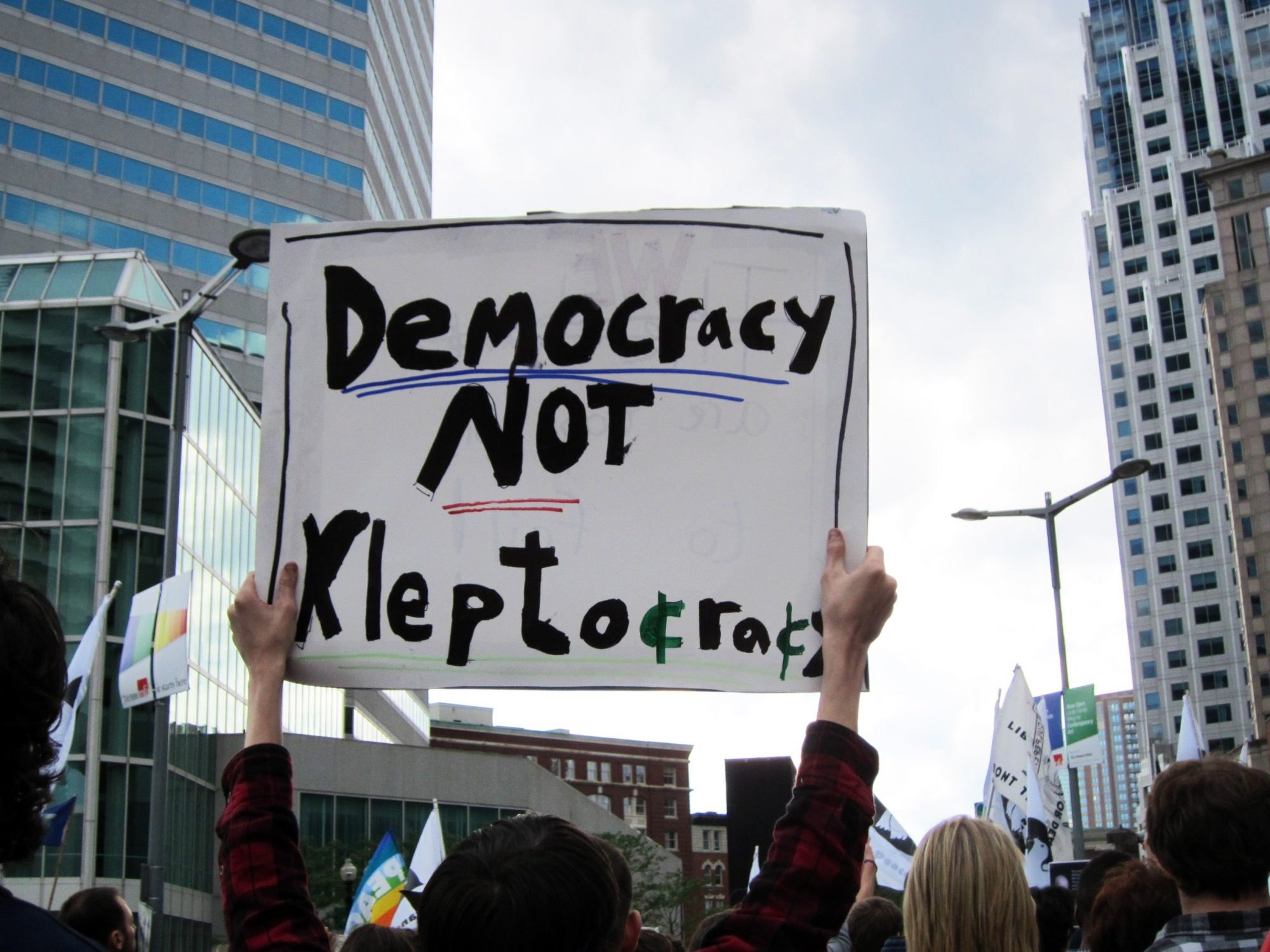 Kleptocracy Isn’t Just a Russian Problem - GPPi