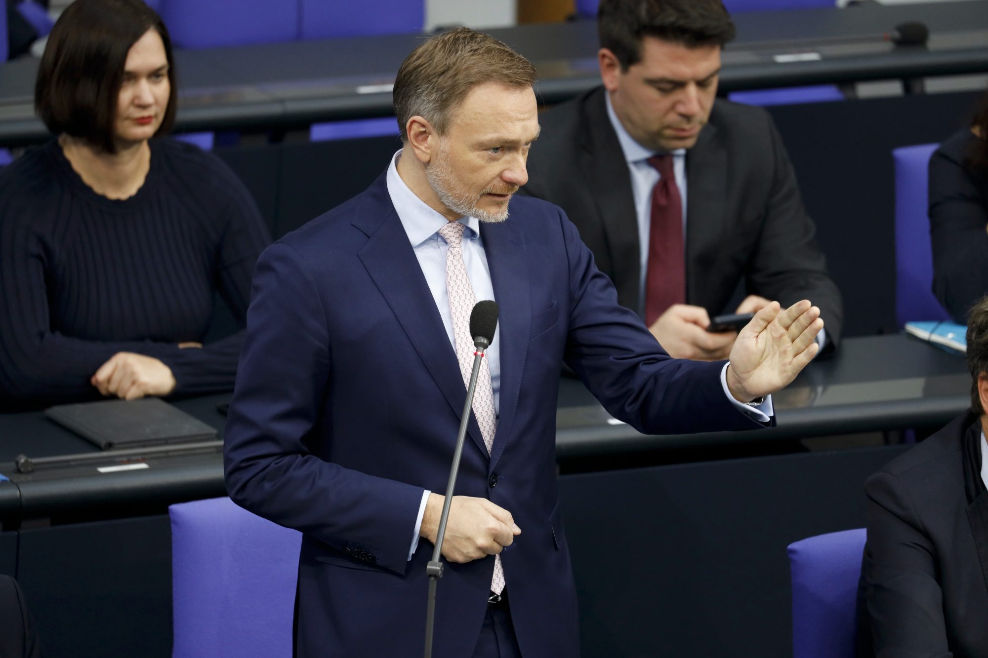 Germany’s Budget Compromise: Cutting Corners is a Losing Strategy - GPPi